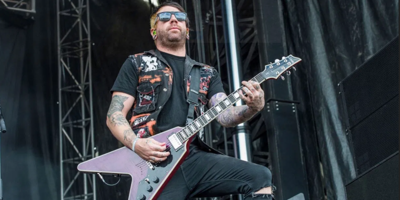 Falling In Reverse Guitarist Derek Jones Dies - The Beast | Metal ...